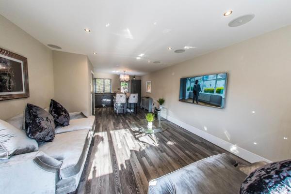 Courtyard Holiday Homes - Southport