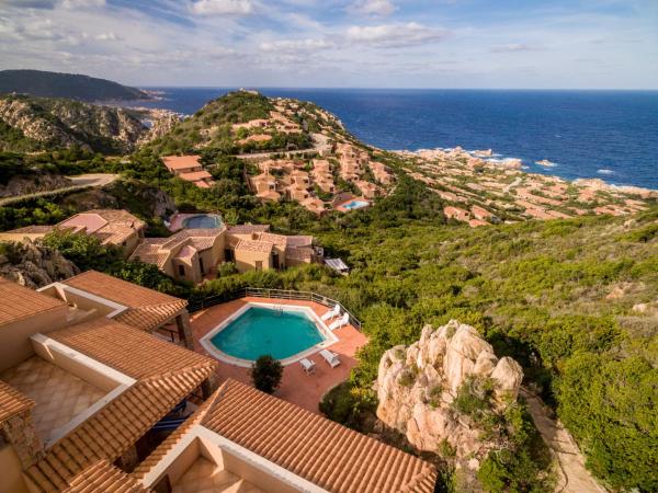Casa Rosa Rossa - Perfect House For Family Holidays - Costa Paradiso