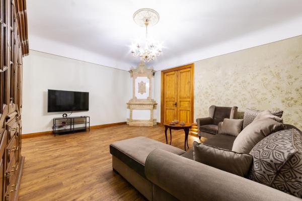 Ancient Storie's Ap 65sqm Renovated Free Parking - Lettland