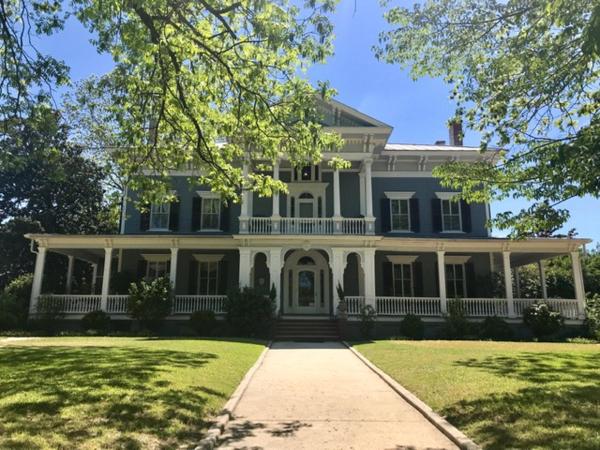 Elmwood 1820 Bed & Breakfast Inn - Washington, NC