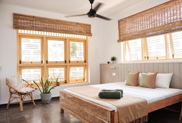 Basecamp Yoga Beach House - Mirissa