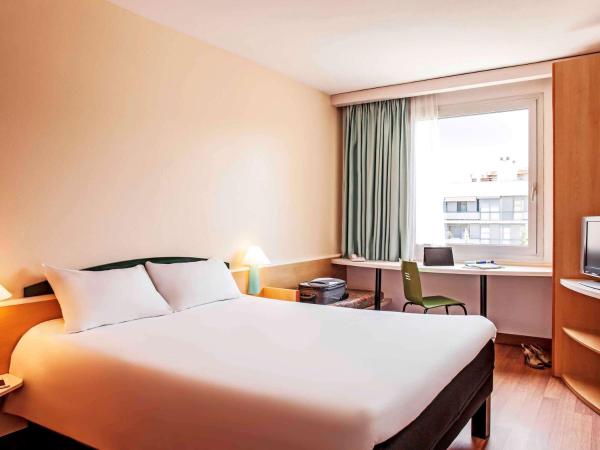 Ibis Barcelona Molins De Rei - Abrera