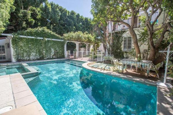 Beverly Hills Celebrity Home - Los Angeles, CA