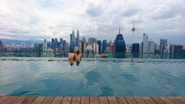 Klcc Regalia Suites Infinity Pool Kuala Lumpur - Setapak