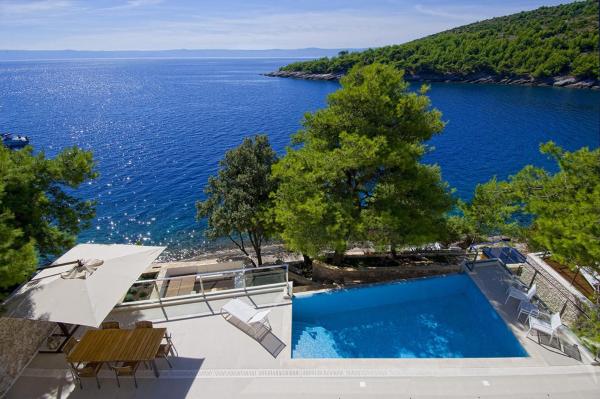 Luxury Seafront Villa My Dream With Private Pool, Jacuzzi And Staff At The Beach On Brac Island - Sumartin - Hvar