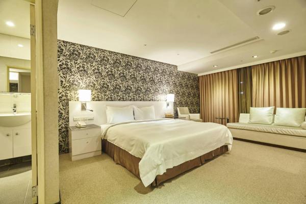 Family Hotel Taipei - Banqiao District