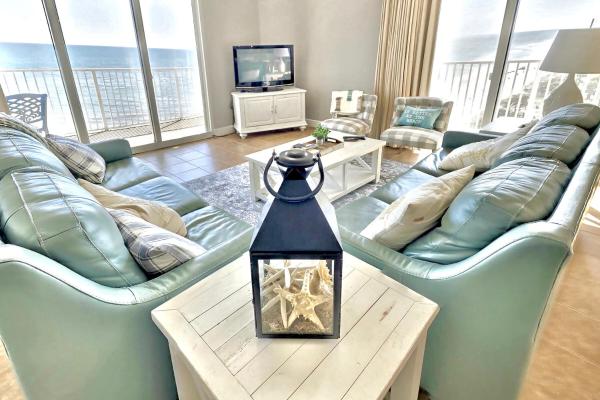 Happy Ours 2200 Sq Ft Corner Beachfront Sleeps 12 - Florida Panhandle, FL