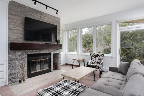 Ski In Out 1 Br, Sleeps 6 Cachet Crossing - Collingwood