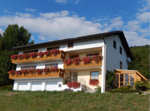 Ferienwohnung Hirtreiter - Bischofsmais