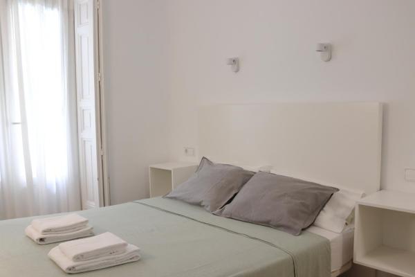 Hostal La Zona - Madrid