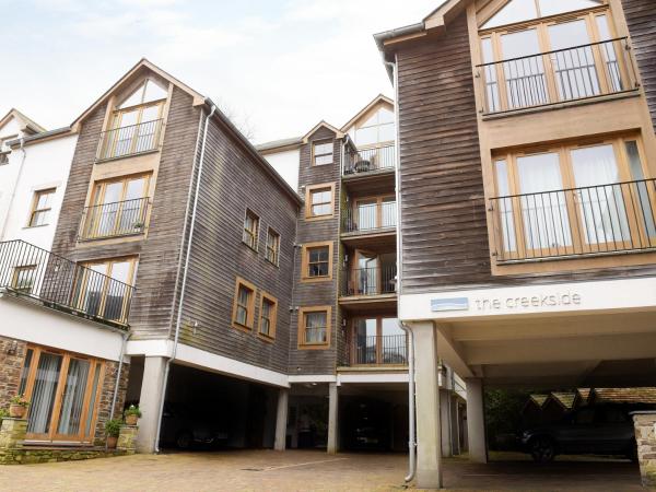 2 The Creekside - Looe