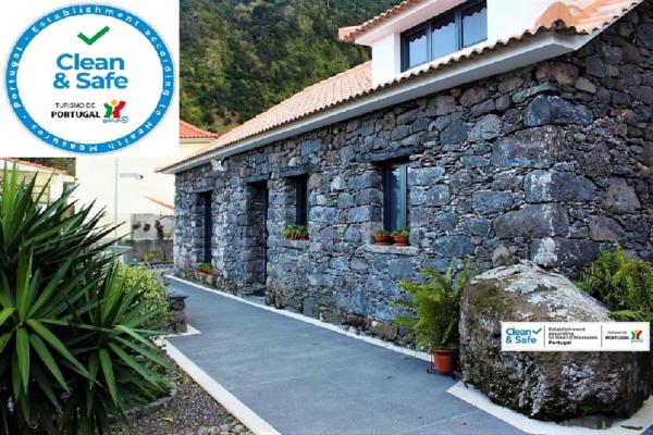 Cottage Quinze & Apartment With Swimming Pool - Madeira Island
