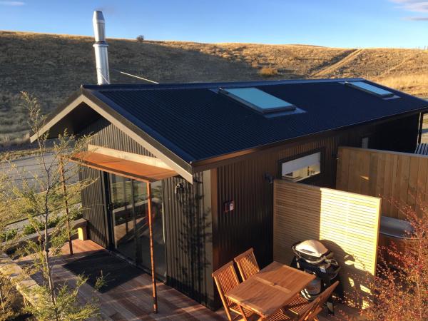 Skylight House With Stunning Outdoor Bath - Lake Tekapo