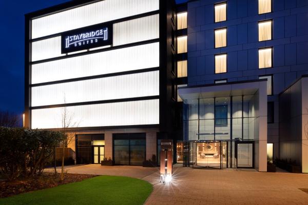 Staybridge Suites London Heathrow - Bath Road By Ihg - Windsor, UK