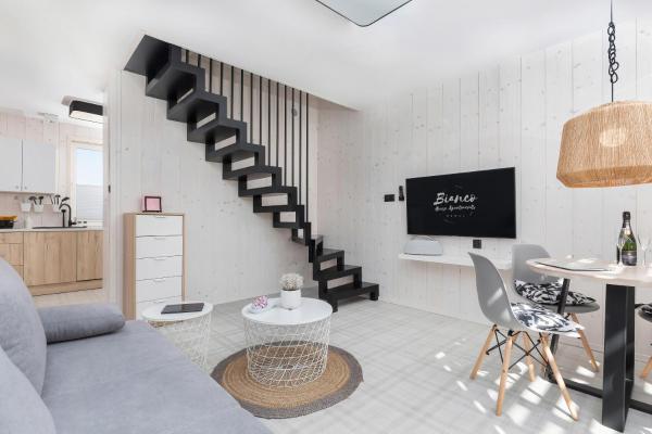 Bianco House Apartments - Rewal