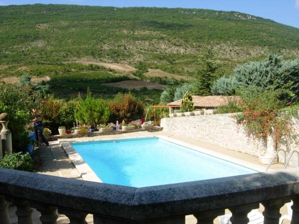 Charmante Maison De Vacances à La Roche-sur-le-buis Avec Piscine - Buis-les-Baronnies