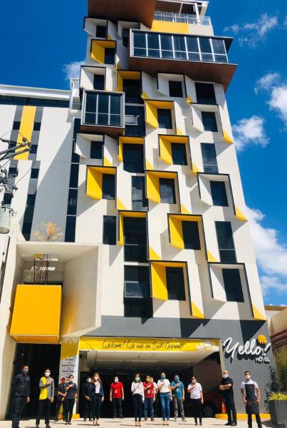 Yello Hotel Cebu Powered By Cocotel - Talisay
