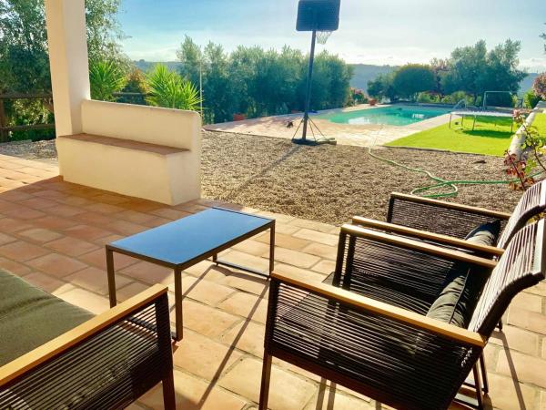 Charming Villa In Casais De São Bras With Mountain View - Alpiarça