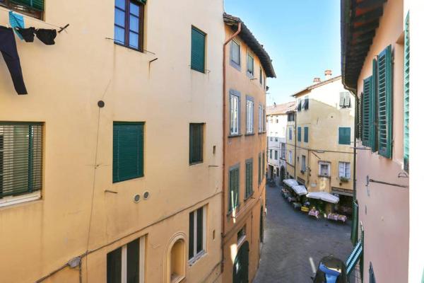 Miky's Apartment - Lucca, Italia