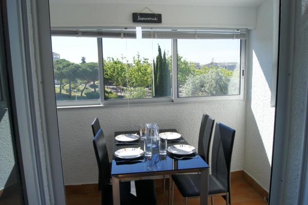 Lara 3 - T2 Loggia Piscine 2 Lits Doubles Parking Près Du Centre-port Et îLe Loisirs - Agde
