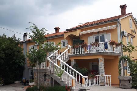 Apartment Nella 2+1 - Cres