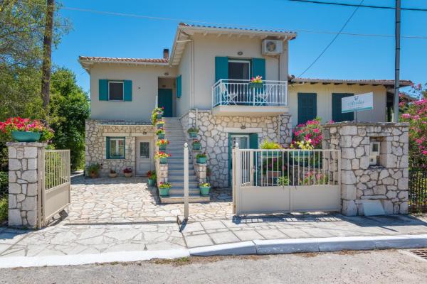 Avelia Blue - Lefkada