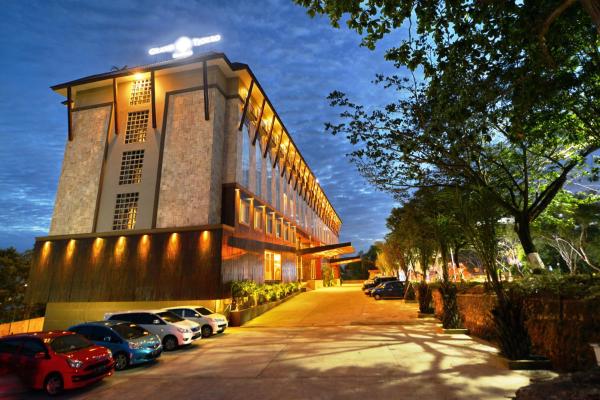 Grand Tjokro Hotel Balikpapan - Balikpapan