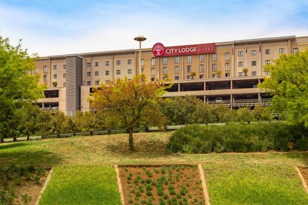 City Lodge Hotel At Or Tambo International Airport - Edenvale