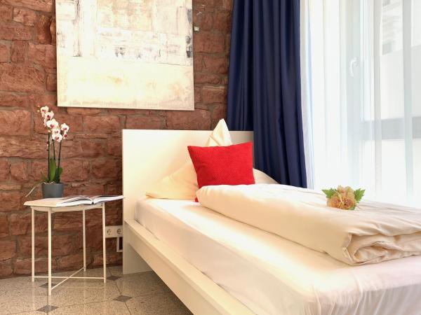 Hotel B54 Heidelberg City Center - Weinheim