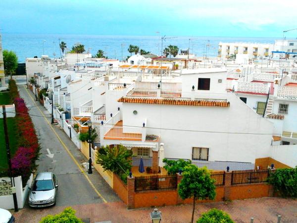 Modern Apartment In Nerja With Sea View, 90 Sqm - 프리질리아나