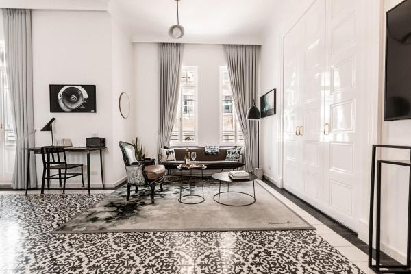 1 Bedroom Luxury Apartment With Large Terrace - Tel Aviv-Yafo
