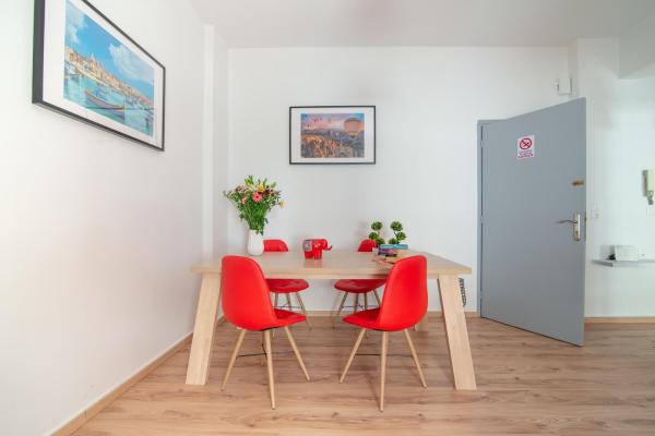 Modern Renovated Apt Next To The Beachfront - Creta