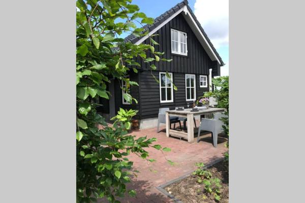 Uniek Houten Huis Nabij Bos En Plassen - Baarn