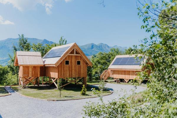 Les Cabanes Du Dauphiné Et Logis à La Ferme - Gap
