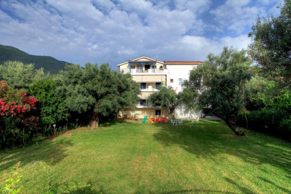 The Filoxenia Apartments, Nikiana - Lefkada