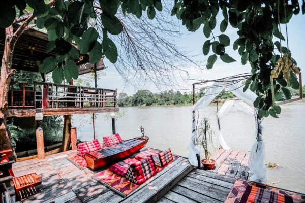 The Antique Riverside Resort - Kanchanaburi