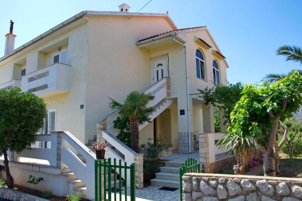 Two Bedroom Apartments Elvira - Novalja