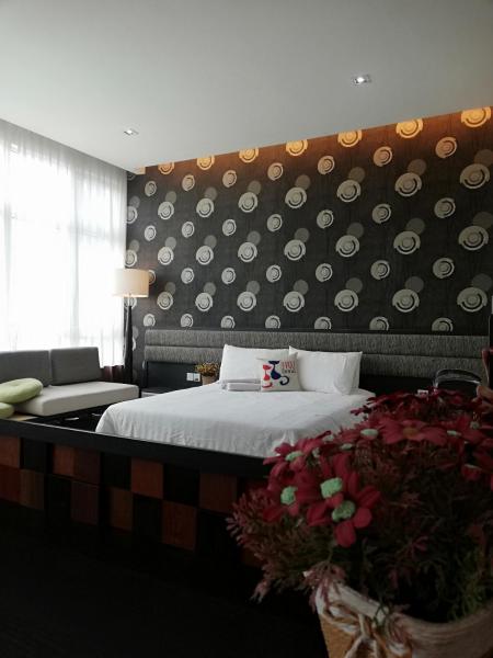 Twin Galaxy Residences - Woodlands