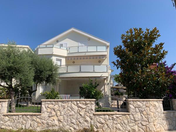 Apartments Dumančić - Biograd na Moru
