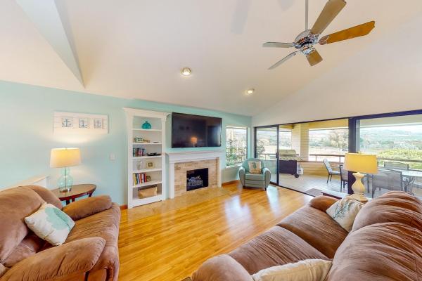 Wapato Point Halmalka Condo 508a - Manson, WA