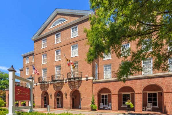 The Tidewater Inn - Saint Michaels, MD