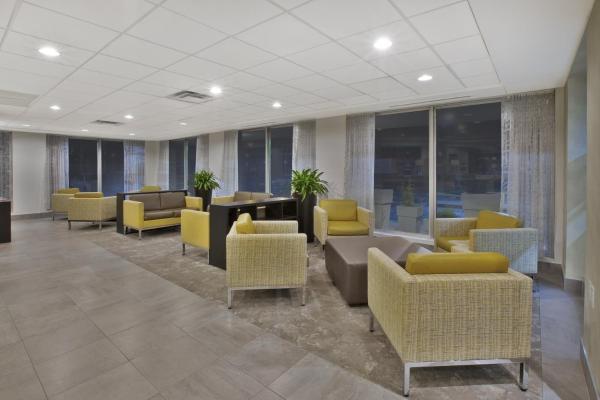 Holiday Inn Columbus Dwtn-capitol Square By Ihg - Upper Arlington, OH