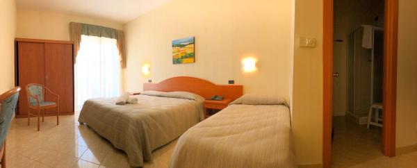 Hotel Mille Pini - Apulien