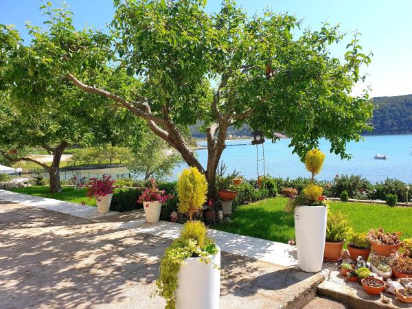 Apartmani I Sobe Jusić - Lopar