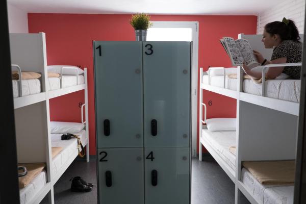 Hellobcn Youth Hostel Barcelona - Badalona