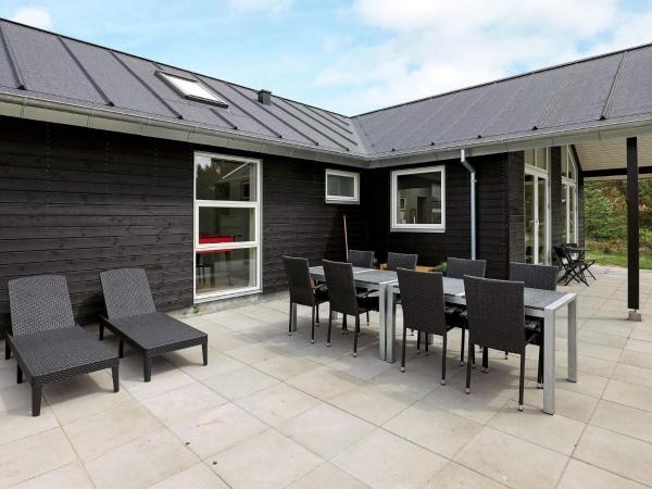 10 Person Holiday Home In Thisted - Denmark