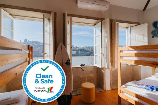 Happy Porto Hostel & Apartments - Maia