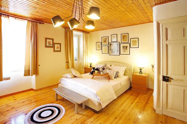 Nona's House - Corfu