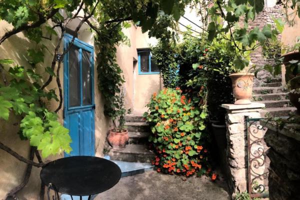 Charmante Maison De Village à Fontaine-de-vaucluse - Vaucluse