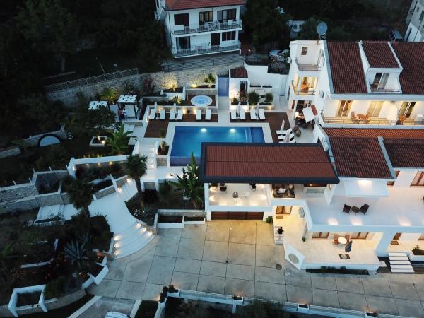 Apartments Secret Garden - Montenegro